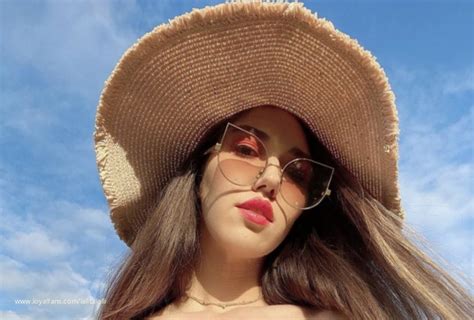 Denial Is A And Im Your Dealer Goddess Venus Findom Femdom Brat Princess Cuckolding Bi