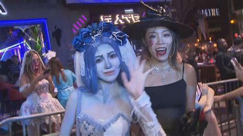 【萬聖節前夕】不少「嘩鬼」蘭桂坊出沒 業界稱非周末有利生意 無綫新聞tvb News