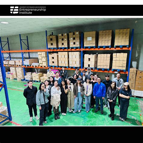 Санхүүгийн манлайлал бакалаврын хөтөлбөрийн 1 р курсын оюутнууд