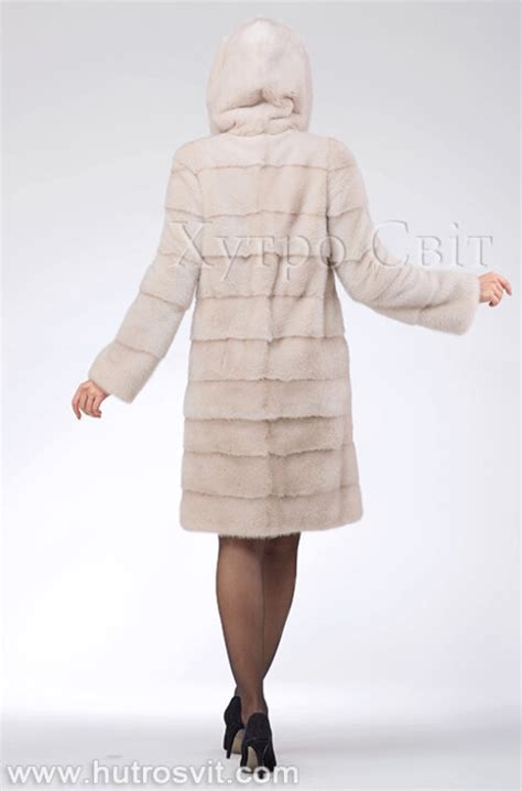 Шуба норкова з капюшоном ніжнійшого кольору пудра замовити та купити в Києві ціна від