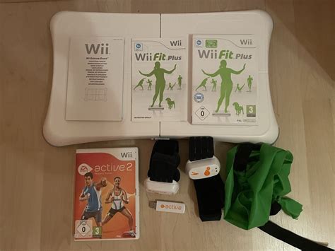 Wii Fit Plus Set Mit Balance Board And Ea Sports Active 2 Gebraucht In