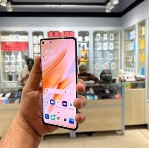 Input Mobile Gallery