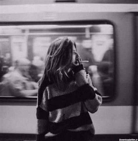 عکس پروفایل دخترونه سیاه سفید با متن