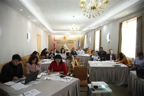 Vip76 Mn ҮЭ ийн сонгуульт ажилтны хүний эрхийг хамгаалах үйл ажиллагаа сэдэвт сургалт боллоо