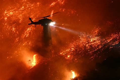 Los Angeles Wildfires Timeline How The Deadly Blazes Unfolded Abc News