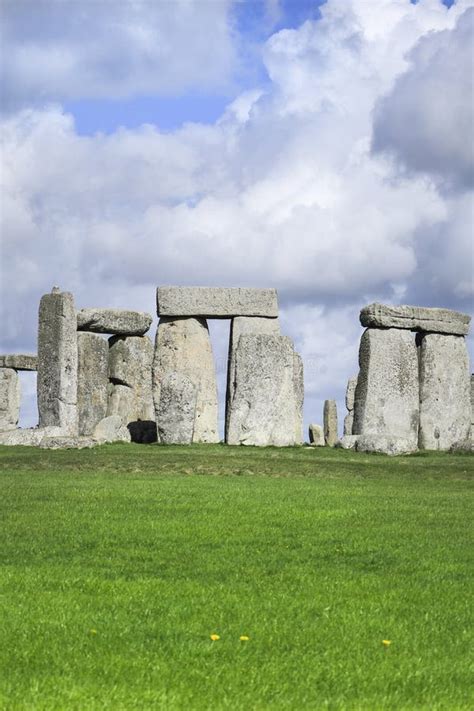 Stonehenge The Prehistoric Megalithic Structure On Salisbury Plain Editorial Stock Image
