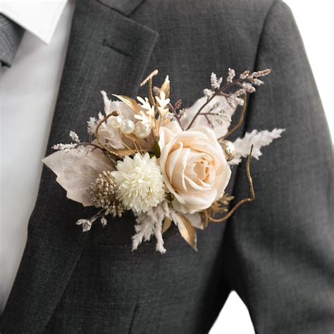 Lings Moment Pocket Boutonniere Single Boutonniere For