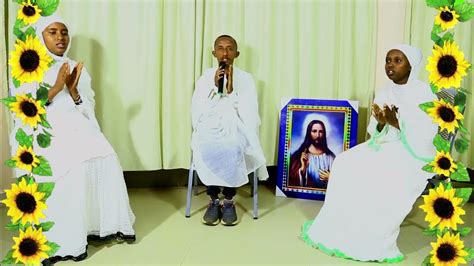 ናይ መስቀል መርሃ ግብሪ መዝሙር፣ዕዱማት ኣጋይሽ፣ግጥሚን ስነፅሑፍን ዝሓዘ ቪድዮ እዩ ሸር፣ሳብስክራይብ ላይክ ብምግባር ናብ ኩሉ ክበፅሕ ንግበር ታኦርያ