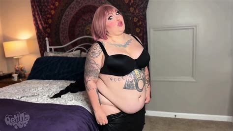 Stuffed Belly Eporner