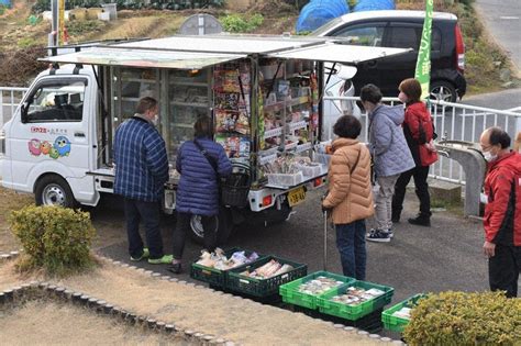 買い物を見守り支援に 「移動スーパー」活況 自治体と連携 毎日新聞