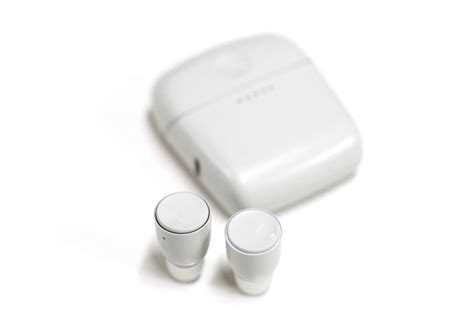 The Best Noise Cancelling Earbuds In