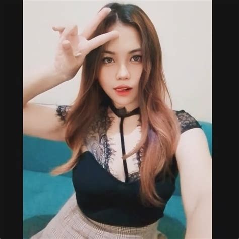 Maria Mia Mariamia93 • Threads Say More