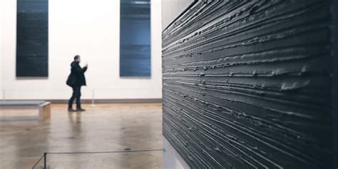 Pierre Soulages En Pleine Lumière Au Musée Du Louvre