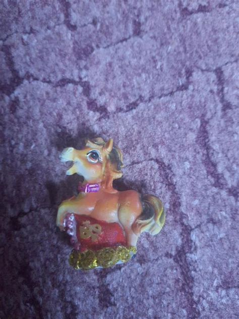 Гипсовая статуэтка — цена 16 грн в каталоге Статуэтки Купить товары для дома и быта по доступной