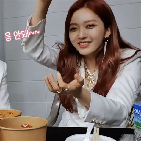 내가 쓰려고 모으는 짤  Twitter