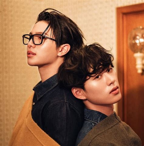 မနေ့က Est က William တို့အိမ်ကကားဆီကို William ကိုလိုက်ပို့ပြီးမှပြန်သ