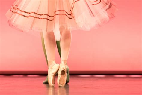 Sickled Feet In Ballet How To Avoid Sickling Why Do You Get Sickled Feet In Ballet Daily