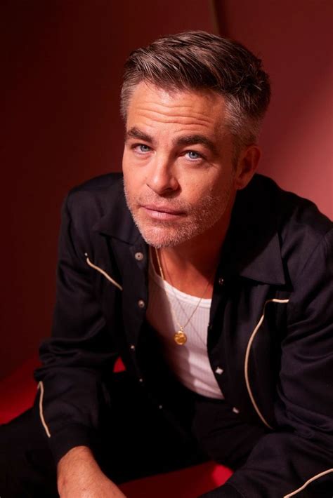 Pin By Tina On Chris Pine Chris Pine Wife Chris Pine Cris Pine