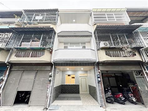 柳林國小車庫美別墅漂亮裝潢有孝親房嘉義中古屋4房3廳3195坪嘉義591售屋網