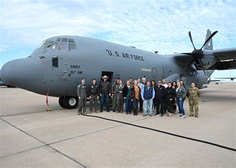 17th Training Wing Honorary Commanders Take Flight 505th Command And Control Wing Article