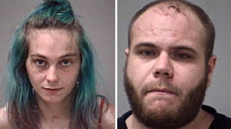 بلای شوم این زن و مرد دیوانه بر سر دختر بچه 7 ساله عکس