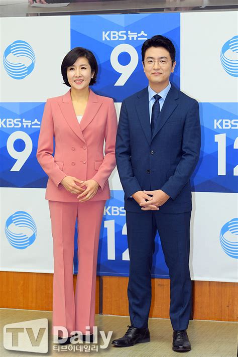 [td포토] 이소정 최동석 앵커 뉴스9을 책임집니다