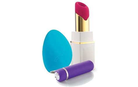 You Can Take These 3 Sex Toys With You Literally Anywhere You Go