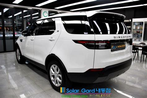 대전 수입차전동사이드스텝 전문점 퍼스트카에서 랜드로버 올뉴 디스커버리5 고급형 사이드발판 러닝보드 2열포지션 높이조절 디퍼런셜 고정대 에코파워캡 장착했습니다