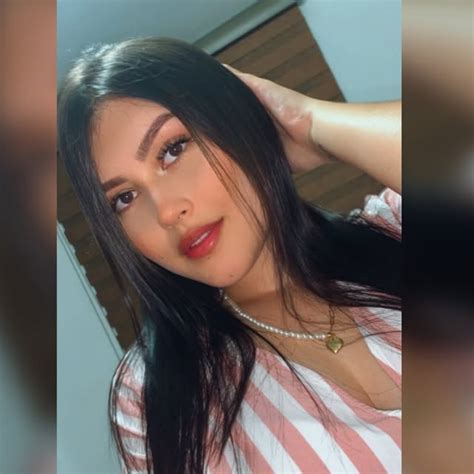 Isabellaaa🦋 Isabellalopez24 • Threads Say More