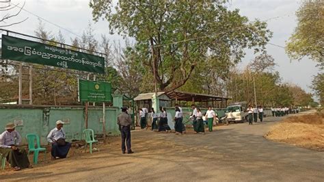 ငဖဲမြို့နယ်၌ ၂၀၂၃ ခုနှစ် တက္ကသိုလ်ဝင်စာမေးပွဲ ဇီဝဗေဒနှင့် ဘောဂဗေဒဘာသာရပ