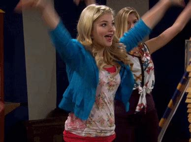 Allie Gif Find Share On Giphy