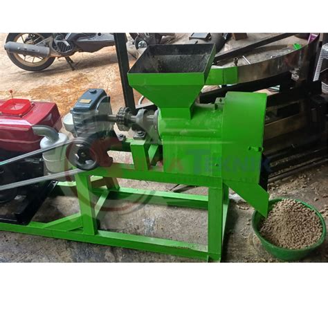 Mesin Cetak Pelet Mesin Pencetak Pakan Ternak Surya Teknik