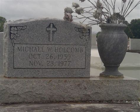 Michael Wayne Holcomb 1959 1977 Find A Grave Memorial