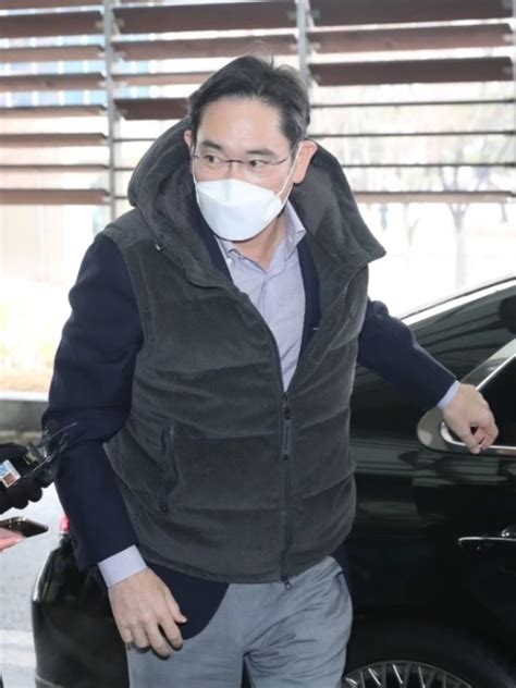 이재용 완판 패딩 조끼 란스미어골프 캐시미어 베스트 그레이 가격