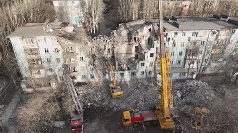 Ракетний удар по Запоріжжю яка доля зруйнованого будинку та його мешканців Відео Читайте на
