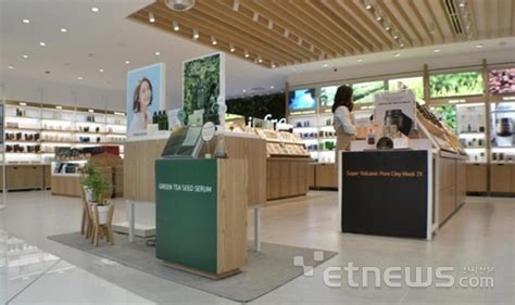 이니스프리 화장품 가격 올린 까닭은 [숏잇슈] 전자신문