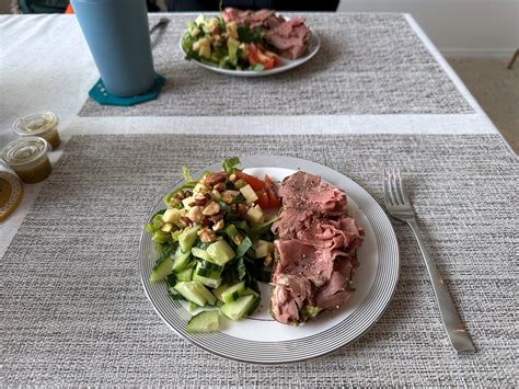 김오솔희 On Twitter 05082023 아침 샐러드와 아보카도 로스트비프 샌드위치 아마 이 오픈 샌드위치를 제일 많이 만들지 않을까 이유는 없는데 그냥