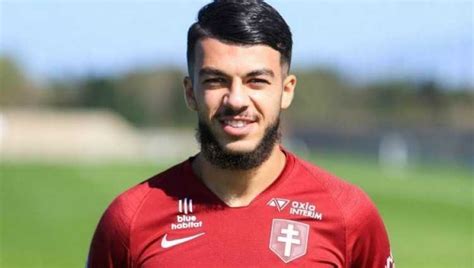 ფეხბურთისთვის თავის დანებებას ვაპირებდი როდესაც ლიონიდან გამომიშვეს 15 წლის ვიყავი მითხრეს