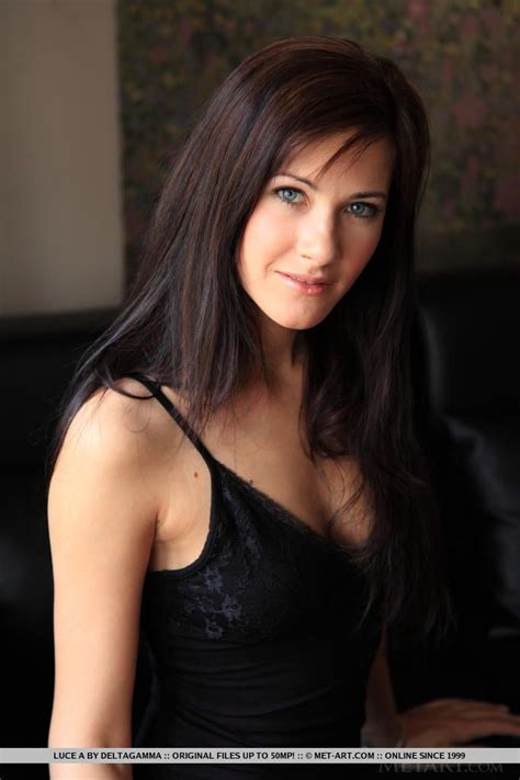 Откровенные фото девушек красивых и опасных Порно фотки Эротические