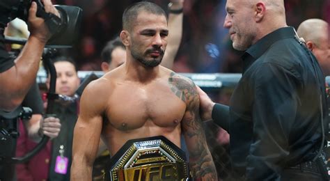 Former Ufc Star Predicts Alexandre Pantoja Will Retain Flyweight Title Against Joshua Van