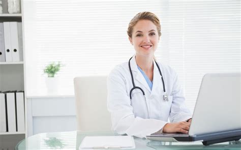 Woman Doctor Wallpapers Top Free Woman Doctor Backgrounds Wallpaperaccess