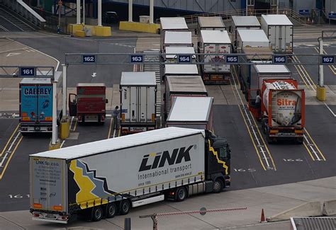 Brexit Free Trade Talks Stalled Over Uk Truckers Access To Eu