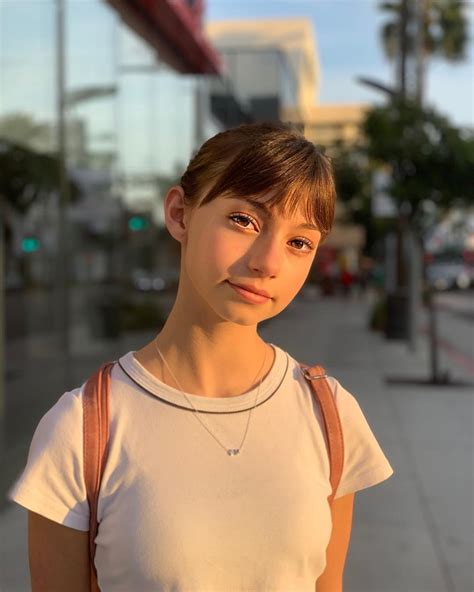 Picture Of Lauren Lindsey Donzis