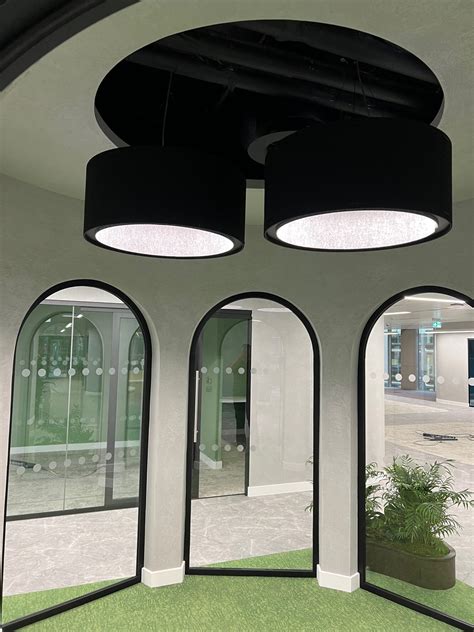 Zig Zag Building Fis