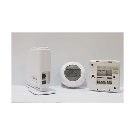 Termostat T87 The Round Wireless Connected Resideo Honeywell Home Y87rfc2074 Cu Receptor