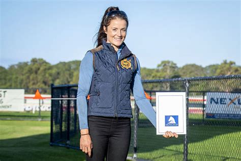 Summer Dicksons Mama Flags Oaks Potential Just Racing