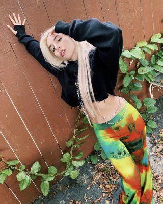 Ava Max Porn Pictures Xxx Photos Sex Images Pictoa