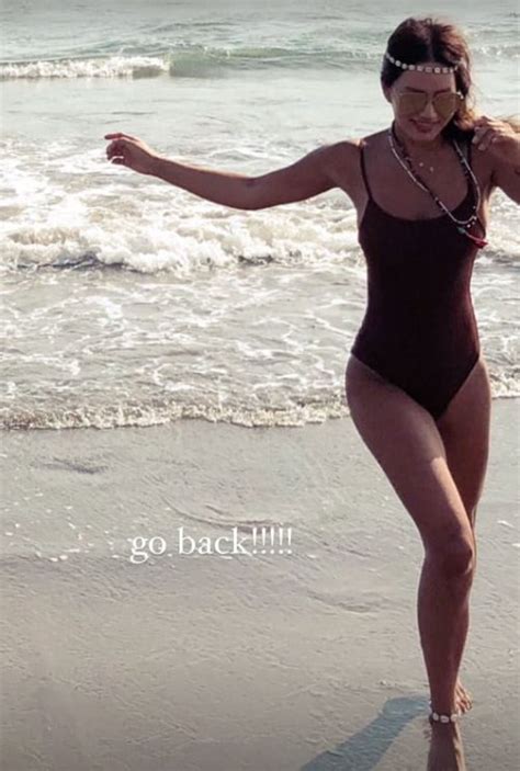 엄정화 55세 믿을 수 없는 완벽한 복근go Back 텐아시아