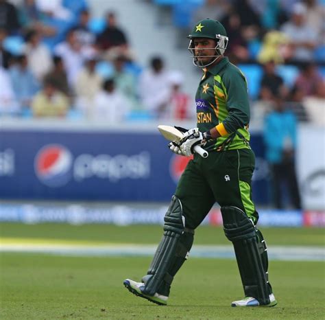 Sharjeel Khan Walks Back For 7