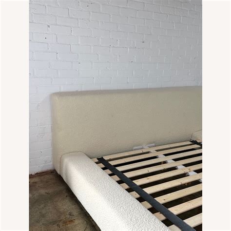 Bsico Upholstered Platform Bed Aptdeco